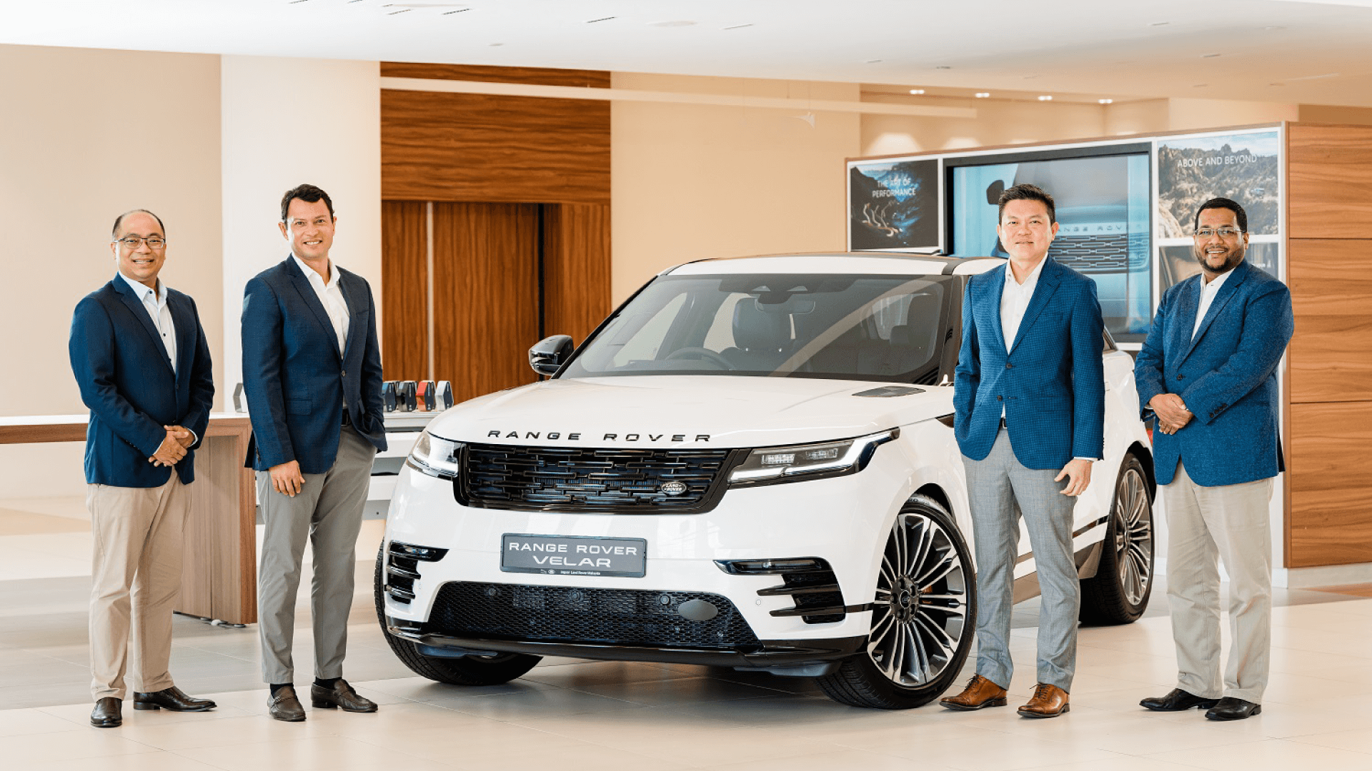 The New Range Rover Velar, the Epitome of Modern Luxury and Innovation ...